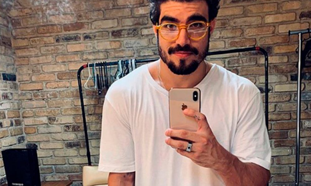 Caio Castro fatura R$ 500 mil por postagem no Instagram - Jornal de ...