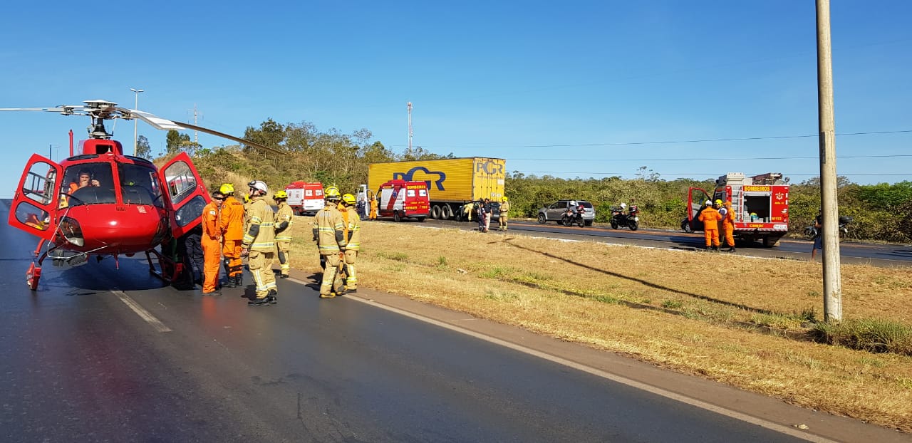 Acidente na BR-020 deixa vítima presa às ferragens | Jornal de Brasília