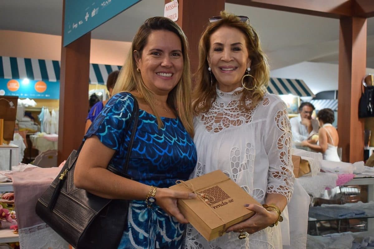 Primeira-dama do DF, Mayara Noronha, participa de encontro em Goiânia ...