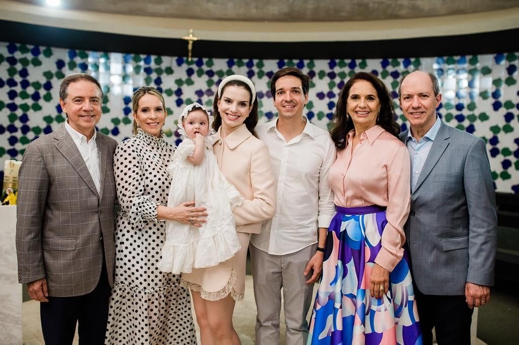 Isabela Ferrer é batizada na Catedral de Brasília | Jornal de Brasília