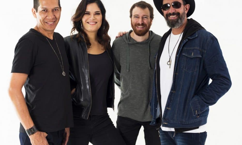 Banda Rock Beats toca os maiores hits da atualidade no 'Quintal Bsb ...