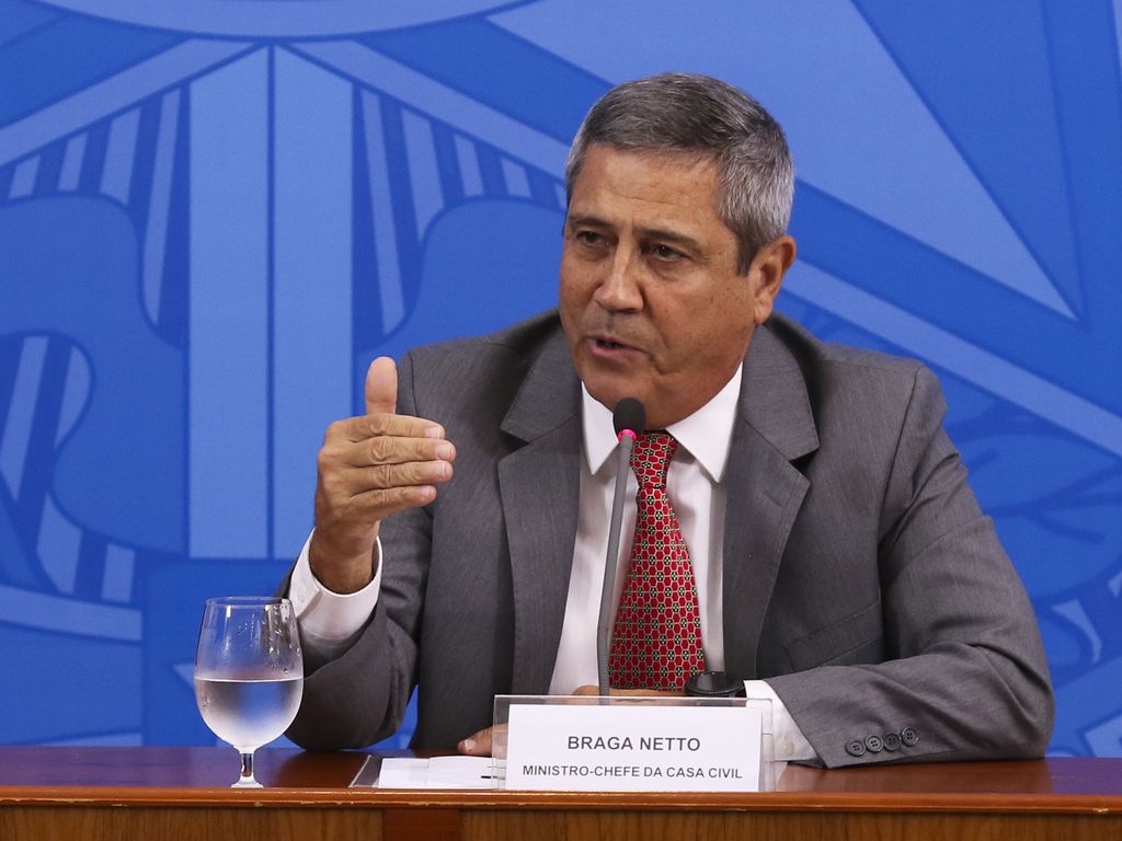 Braga Neto: O uso da farda não livra ninguém | Jornal de Brasília