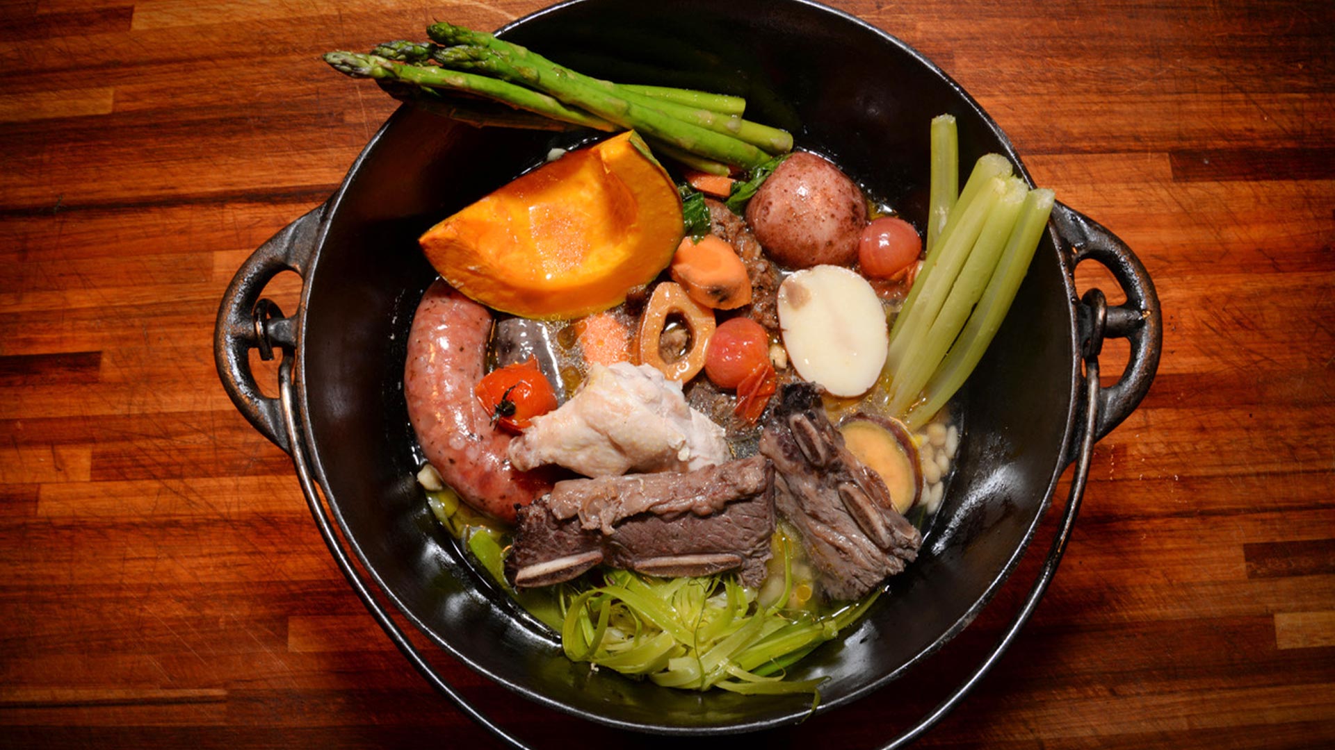 Aprenda a fazer o Puchero, tradicional receita espanhola servida no ...