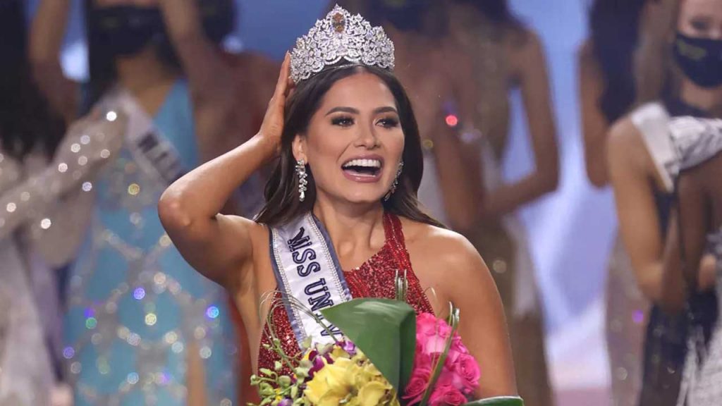 Miss Brasil, Júlia Gama fica em segundo lugar no Miss Universo | Jornal ...