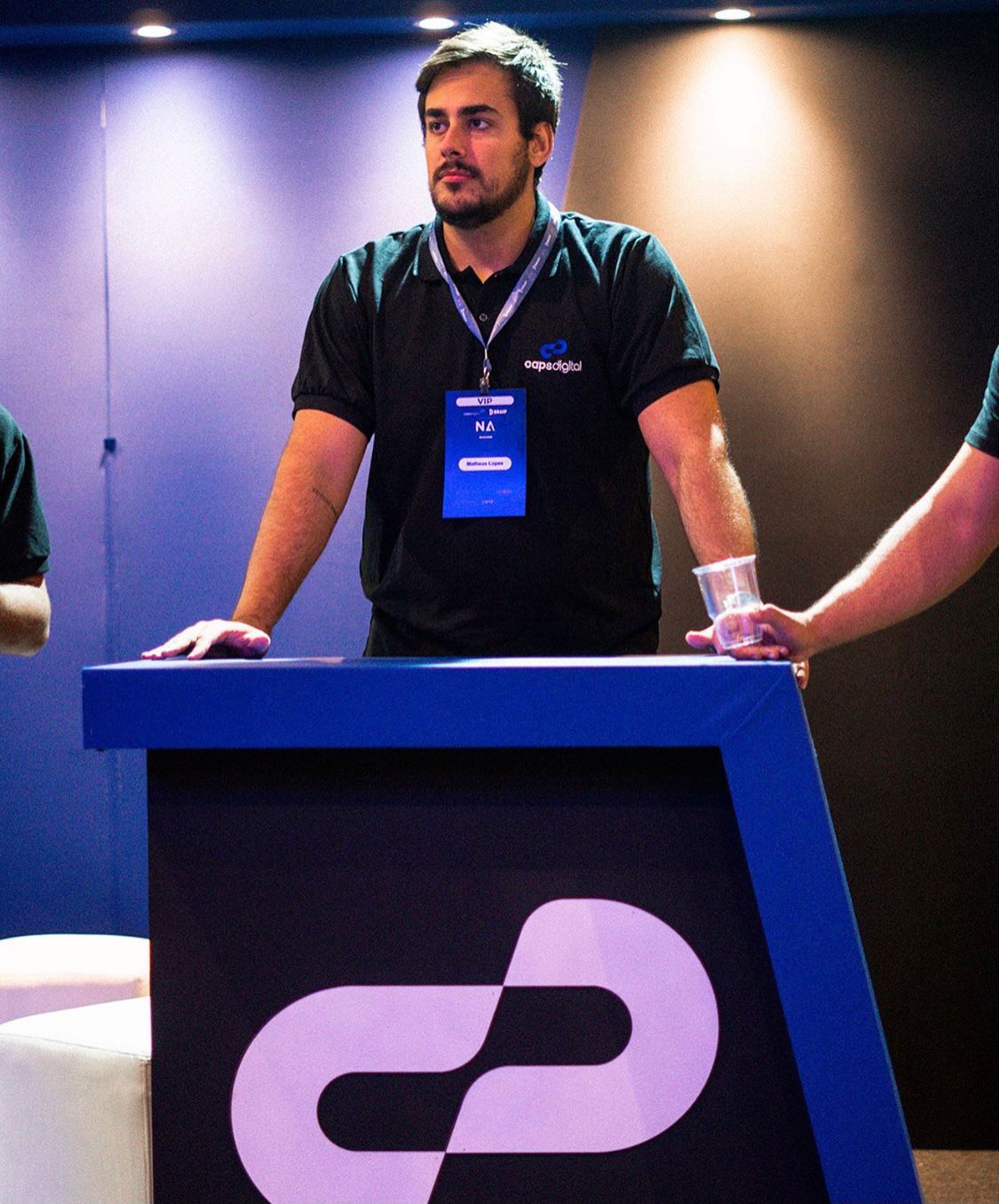 Matheus Lopes, destaque das redes que auxilia milhares de pessoas a ...