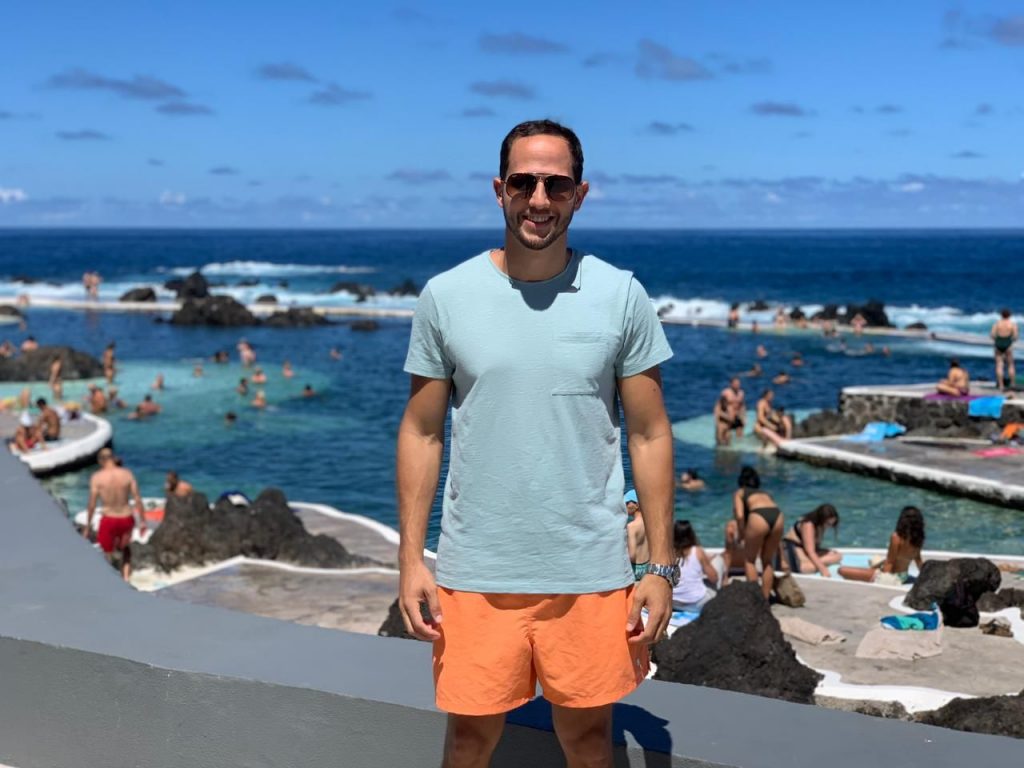 Educação financeira através das milhas: Rodrigo Góes lança curso sobre ...