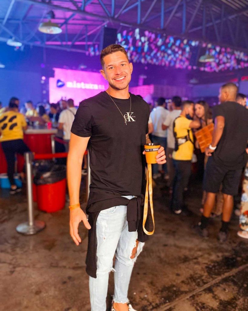 Conheça Ronald Jr., integrante do camarote da “Casa de Vidro do ...