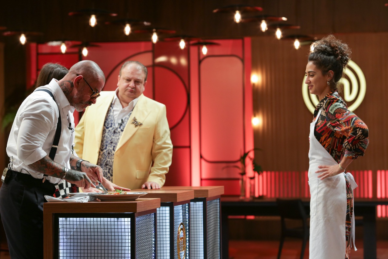 Fernanda leva boas energias ao MasterChef Brasil 2022 mas é primeira ...