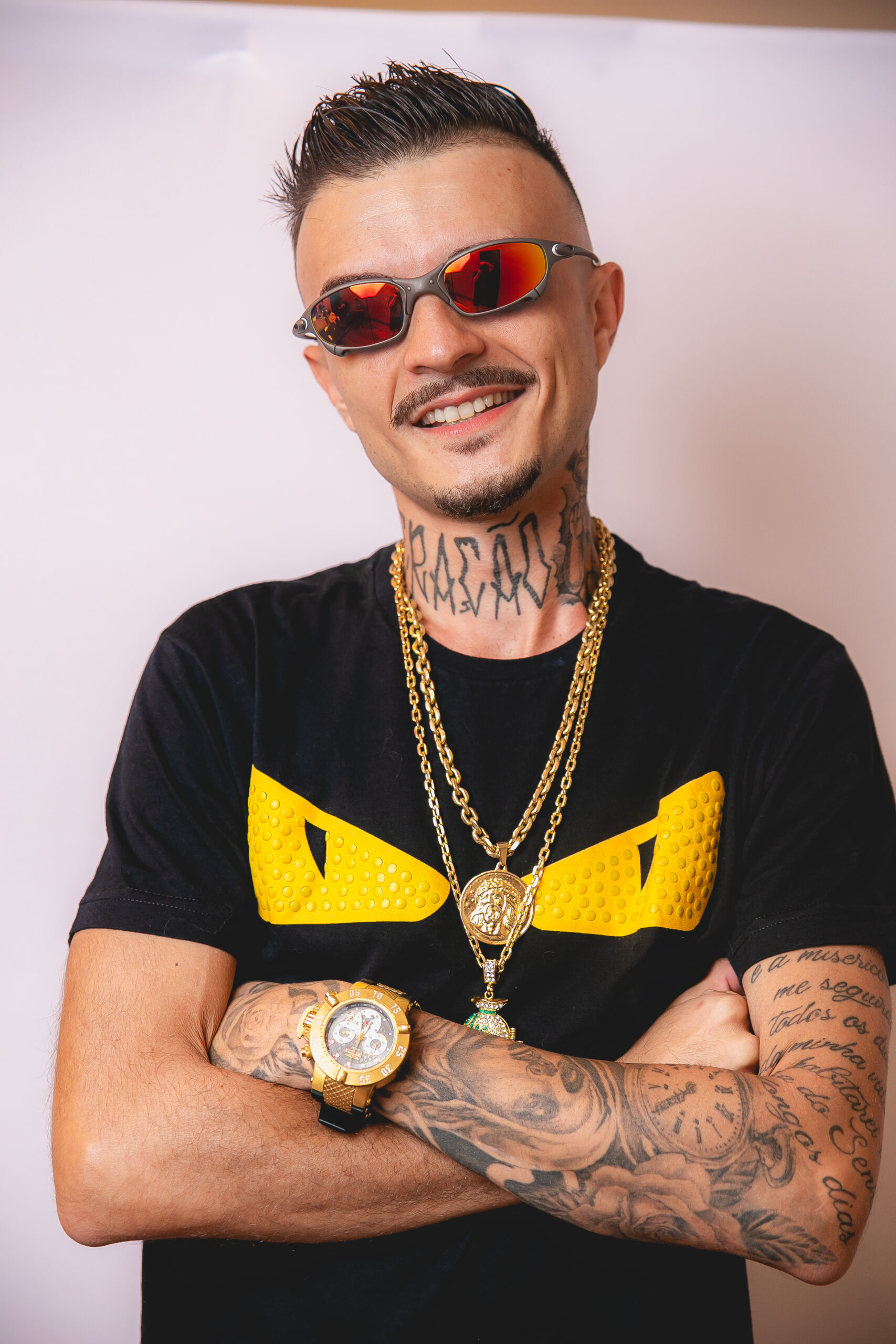 Com grandes parcerias como os DJs GBR, DN e LS, DJ Fepas é um dos ...