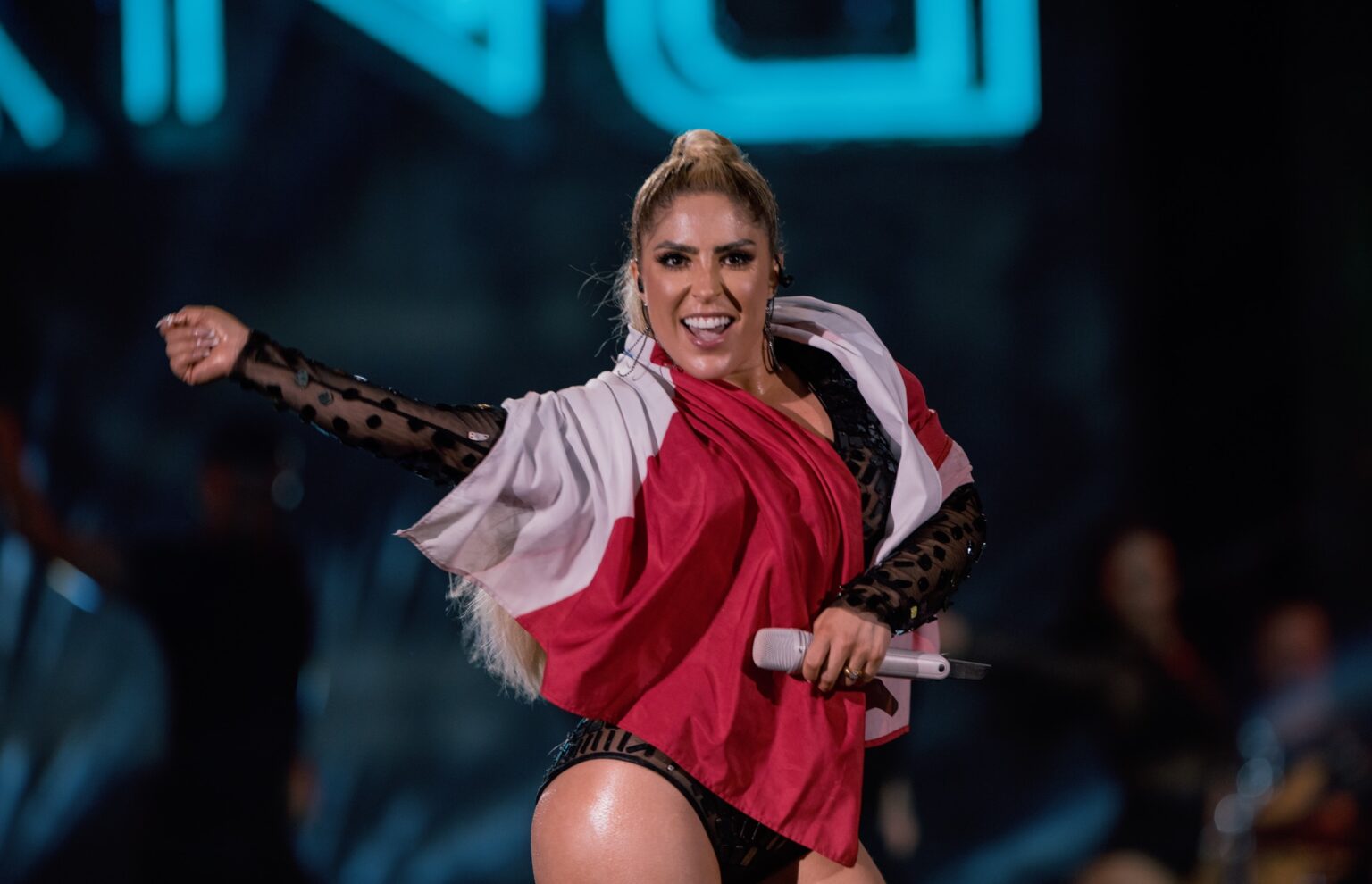 Manu Bahtidão lança segunda faixa do DVD “Máquina do Tempo” | Jornal de ...