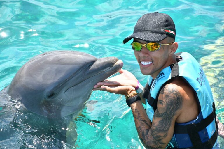 Dos gramados à internet: saiba como era a vida do influencer Buzeira ...