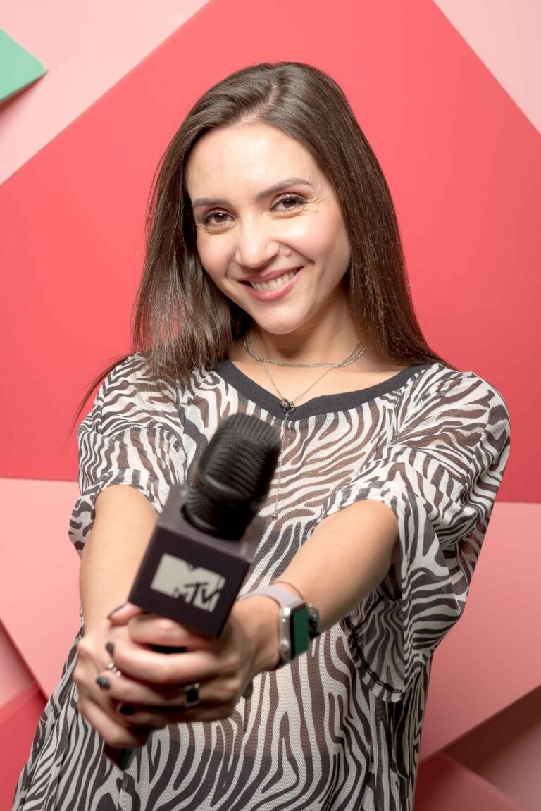 Fernanda Pineda é a nova apresentadora da MTV para comandar o MTV Hits ...