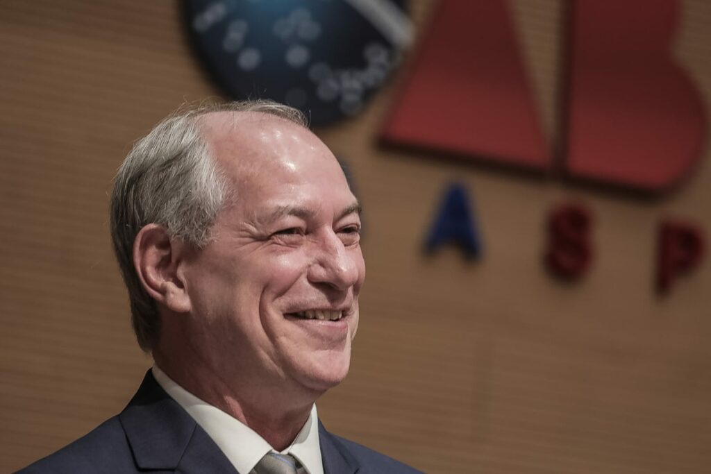 Ciro Gomes retorna ao PSDB, desafia PT e chacoalha xadrez eleitoral do ...
