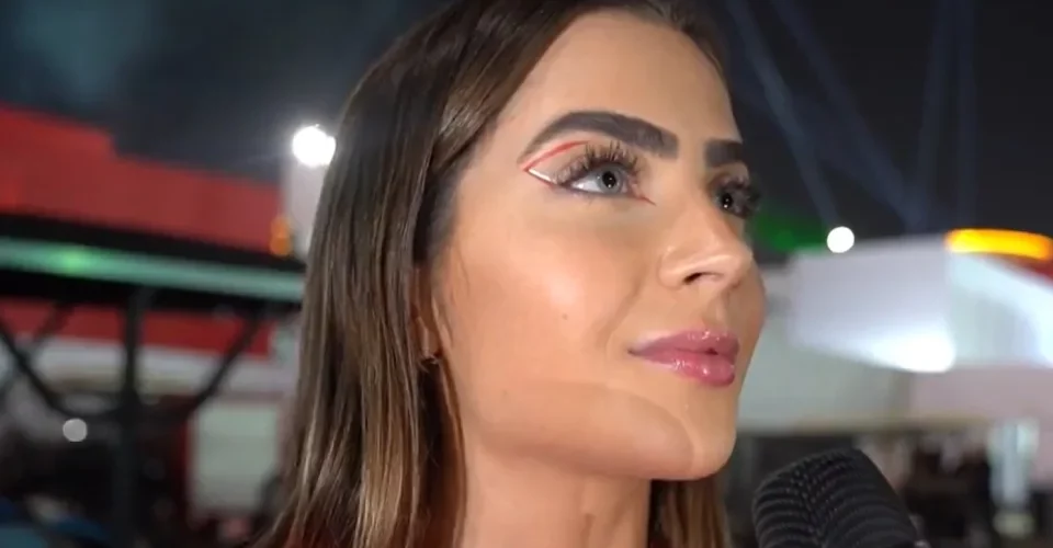 Jade deixa repórter falando sozinho ao ser perguntada sobre Xamã ...