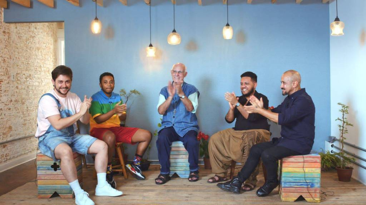 Arquidiocese de SP reage a filme com padre Julio Lancellotti que ...