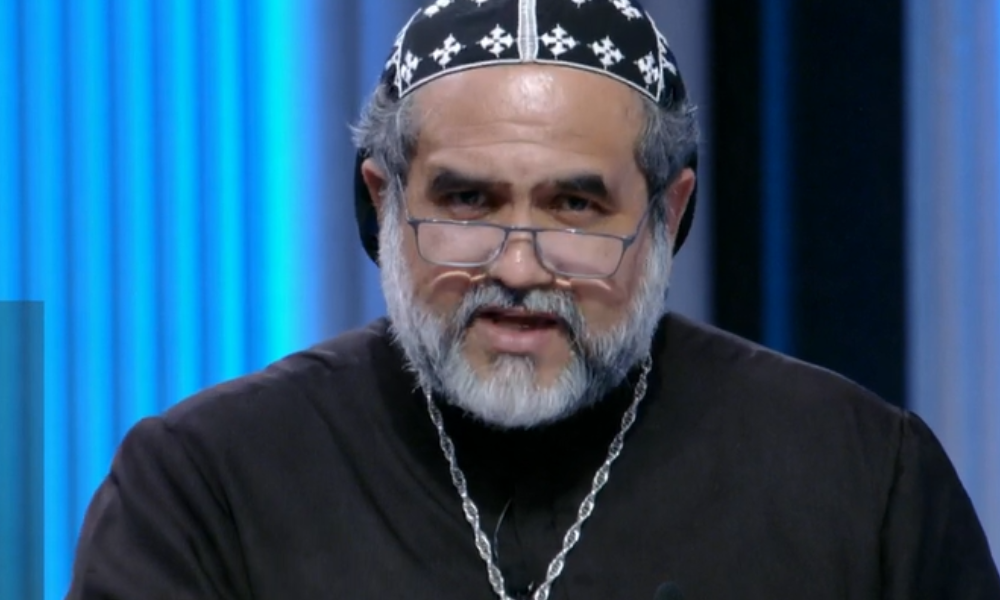 Padre Kelmon tumultua debate e é chamado de ‘Kelson’, ‘Kelvin’, ‘cabo ...