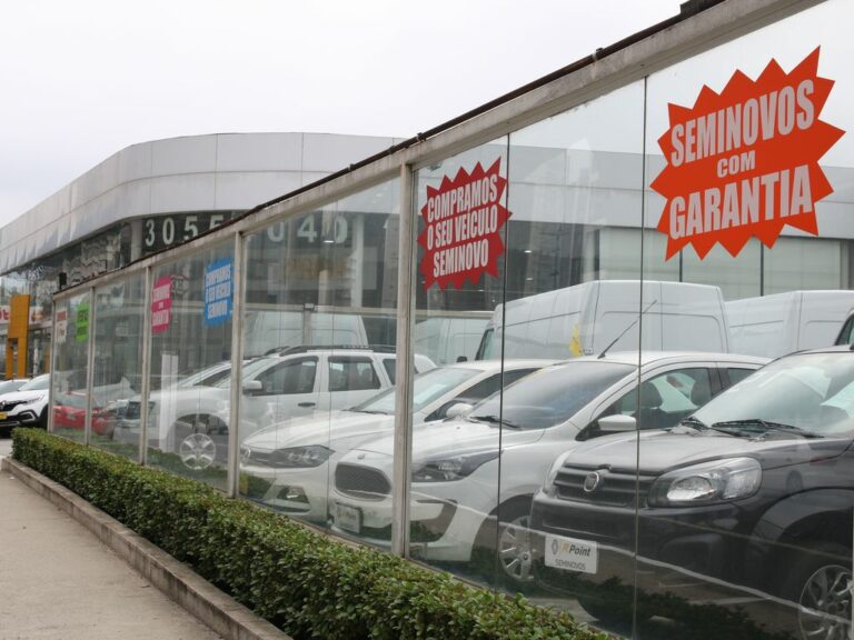 Vendas de automóveis e comerciais leves crescem 2,58% em 2025 | Jornal ...