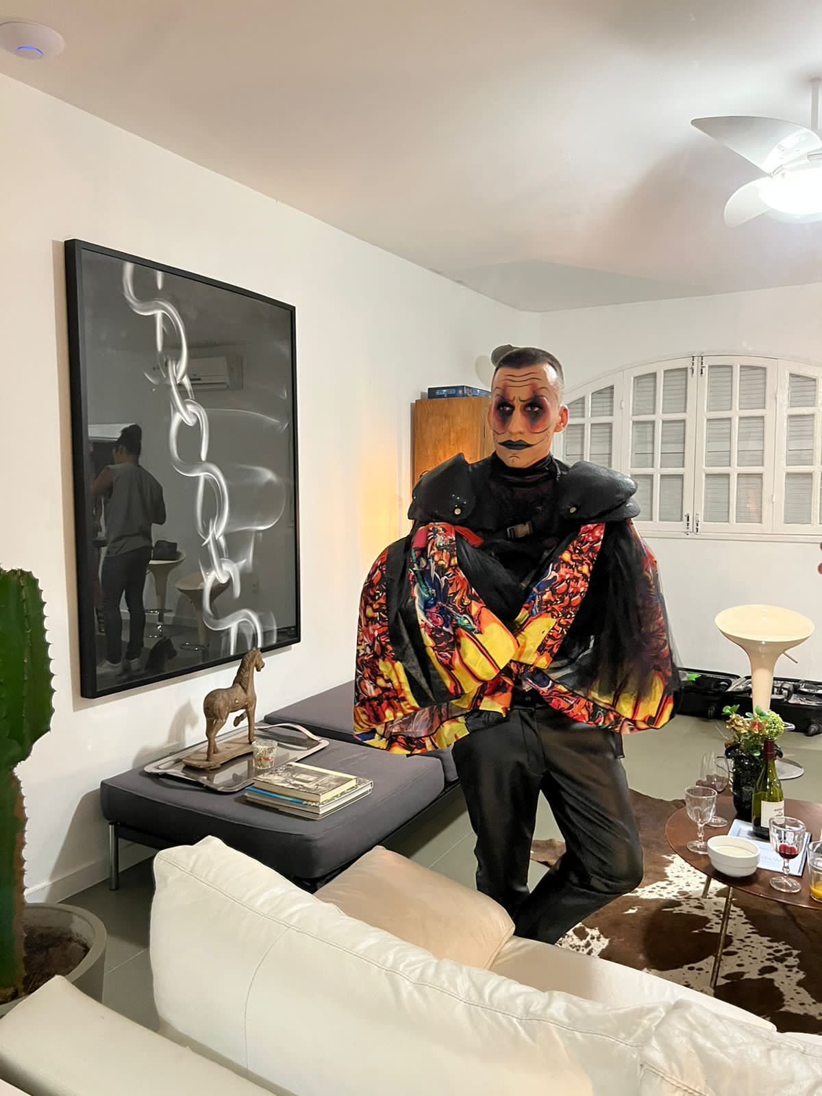 Palhaço do Mal: Apresentador francês escolhe look baphonico para o ...