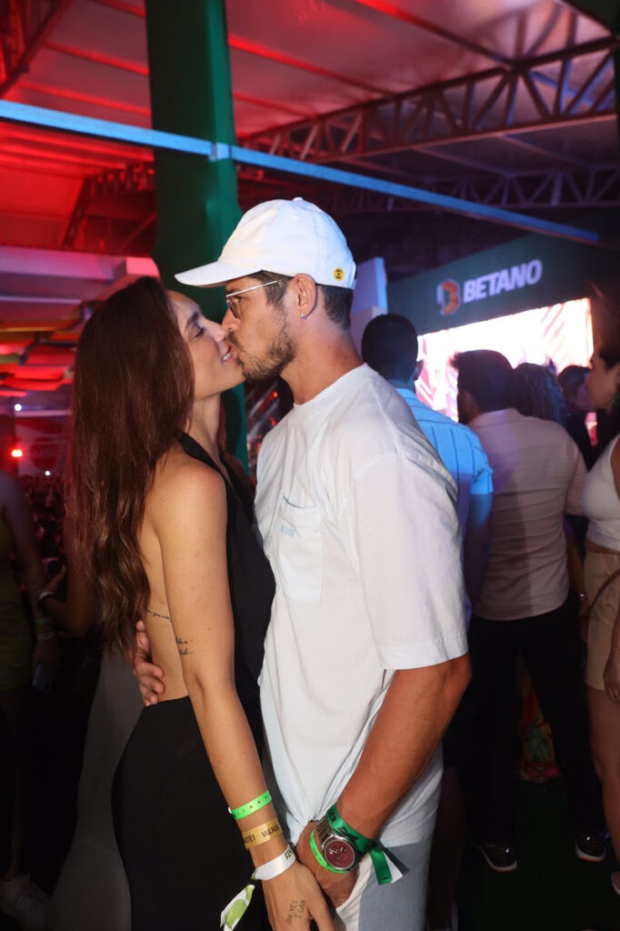 Show de Jorge & Mateus no Festival Village Betano reúne diversos famosos no Pião do Prado ...