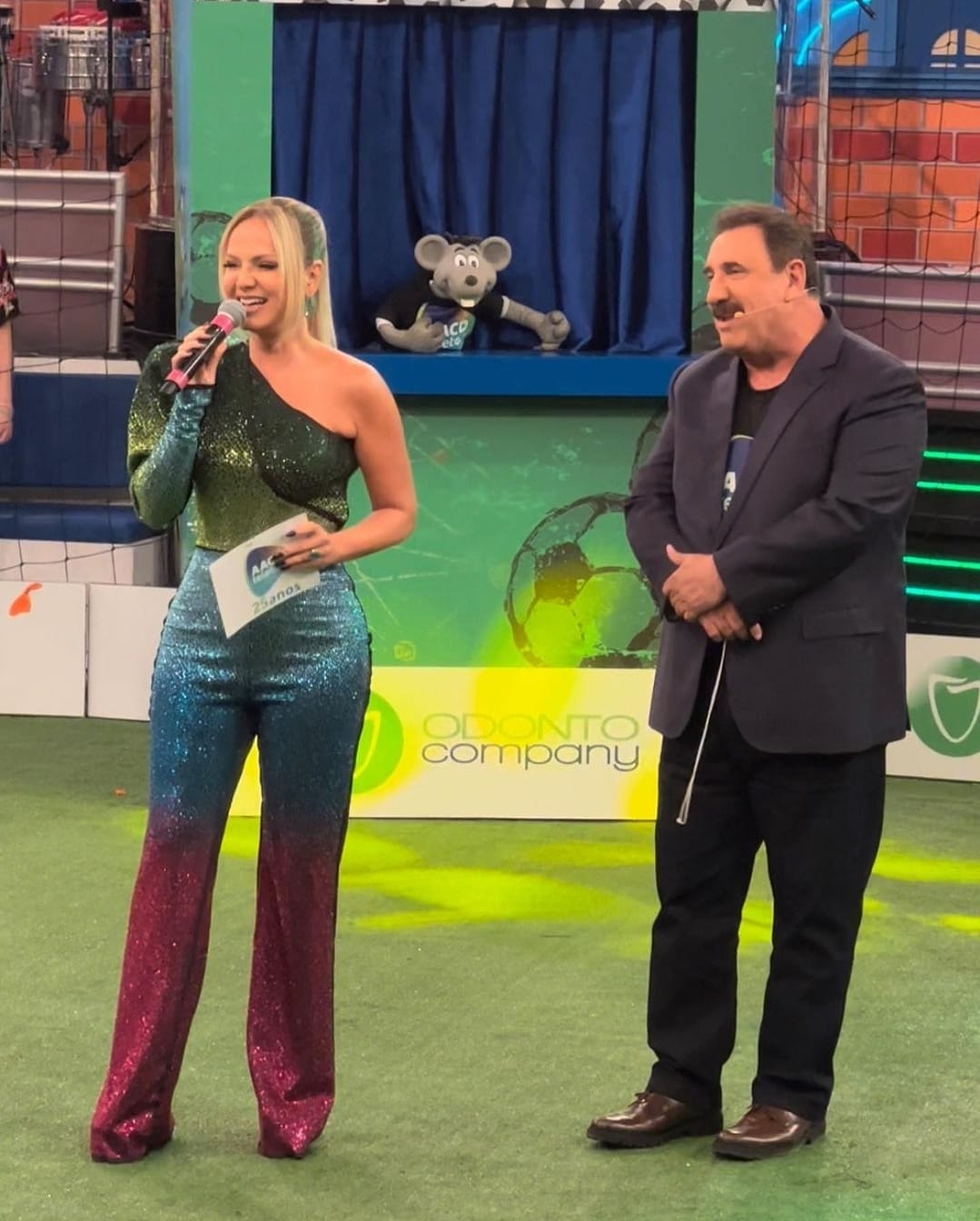 Ratinho comemora 67 anos internado no hospital Albert Einstein após ...