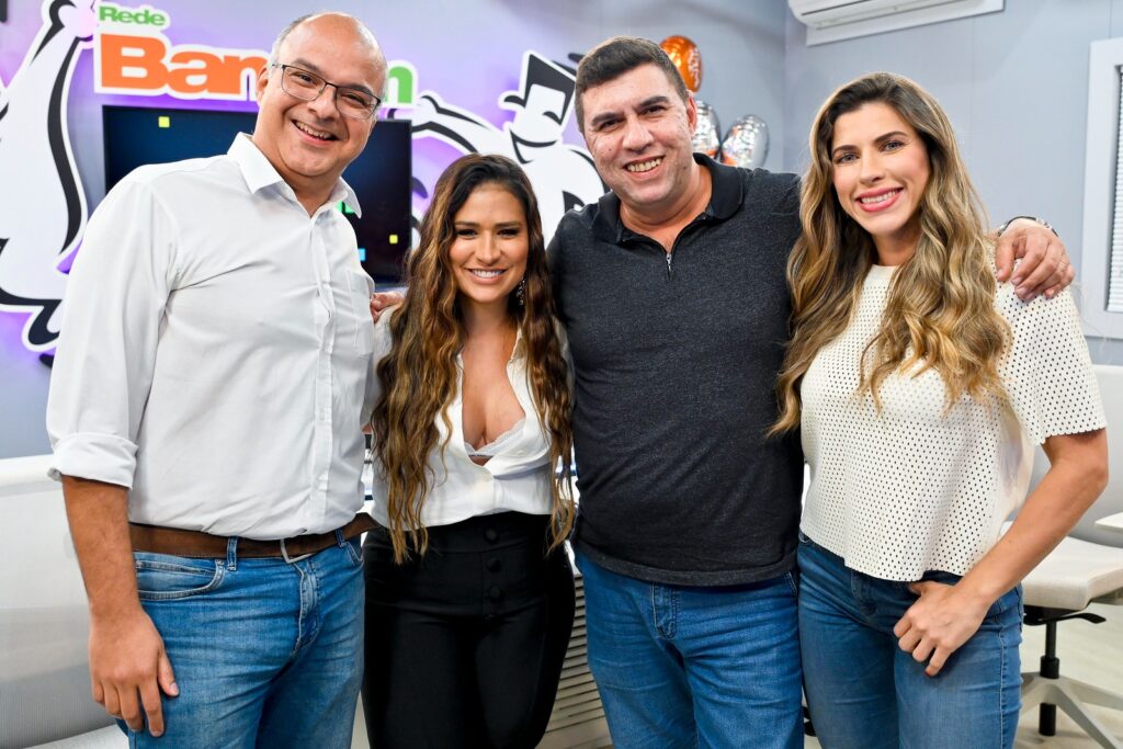 Band FM inaugura um novo estúdio digital no Grupo Bandeirantes, em São ...