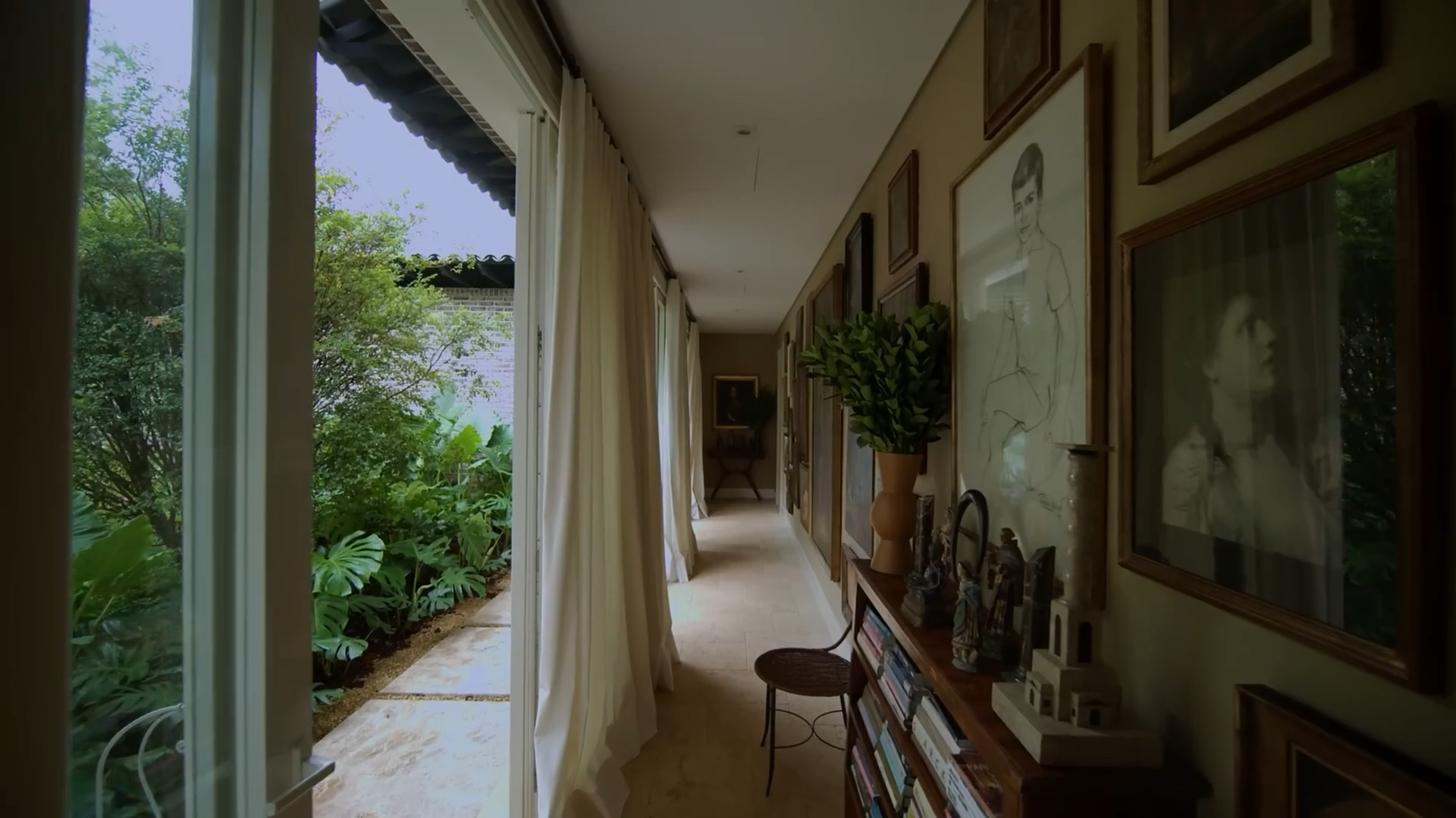 Os arquitetos Sig Bergamin e Murilo Lomas abrem as portas da nova casa ...