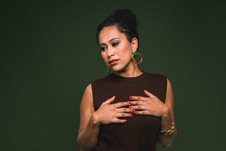 Cantora brasiliense Bárbara Silva lança novo álbum nesta quinta-feira ...