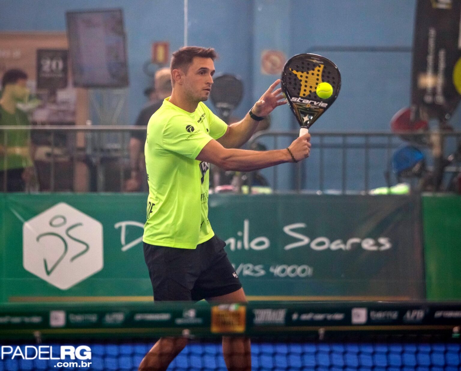 Padel: saiba qual é o esporte que conquistou famosos e anônimos no ...