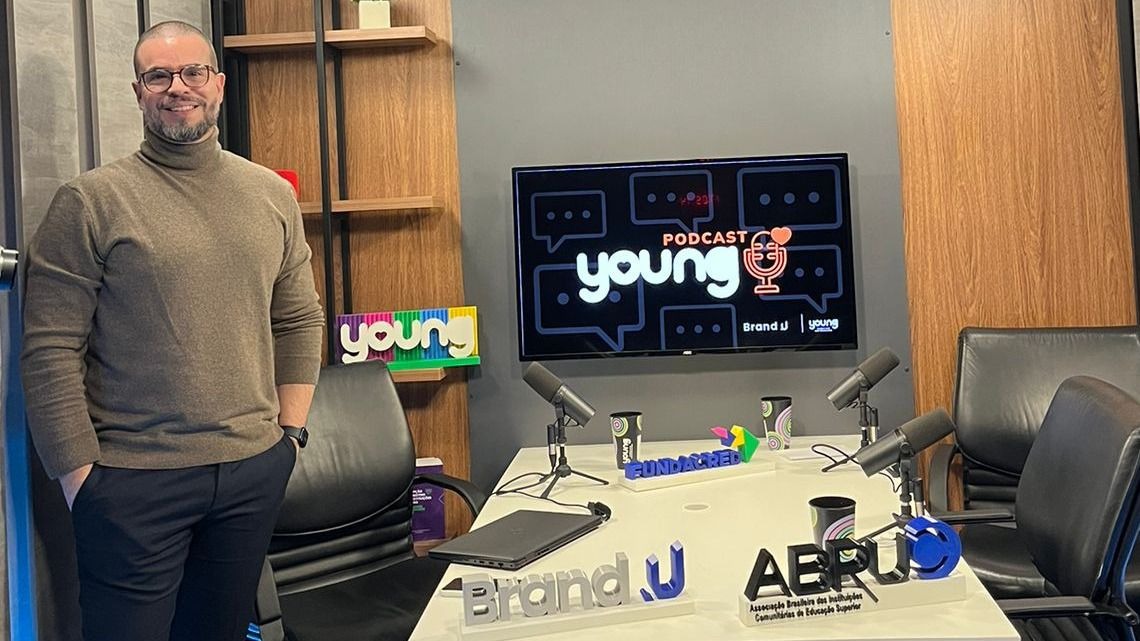 Young Podcast estreia debatendo a batalha pela abertura de novos cursos ...