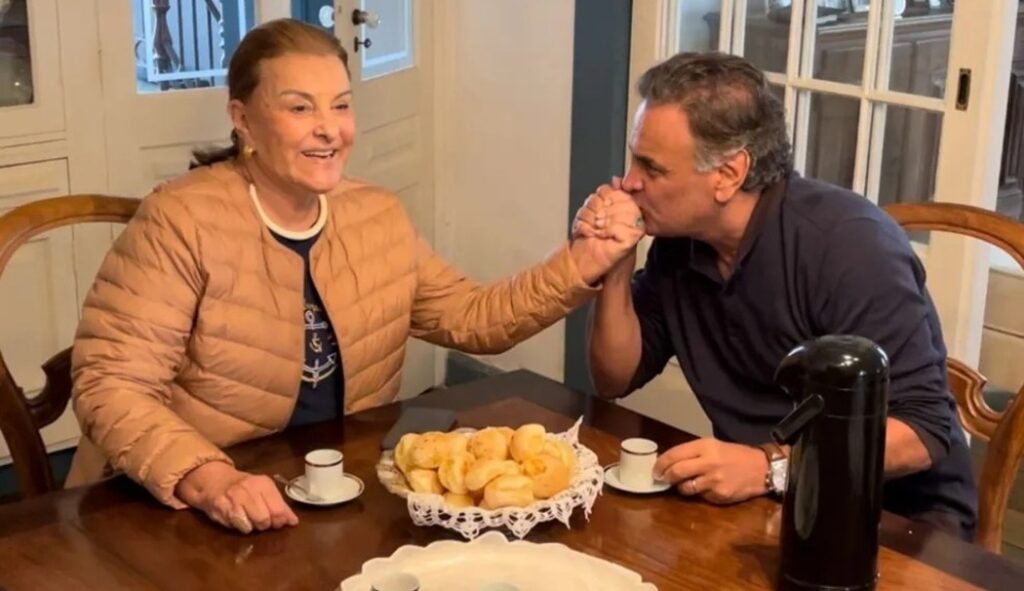 Inês Maria, mãe de Aécio e filha de Tancredo Neves, morre aos 84 anos ...