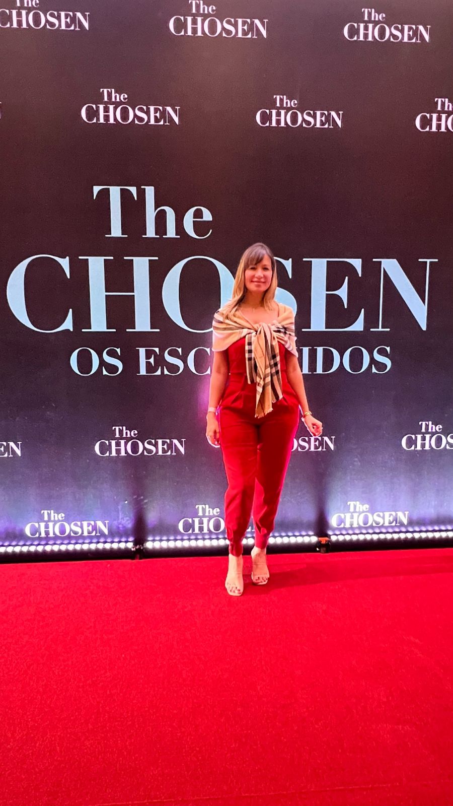 Cantora gospel Elionora Chaves é convidada para conhecer estúdios da ...