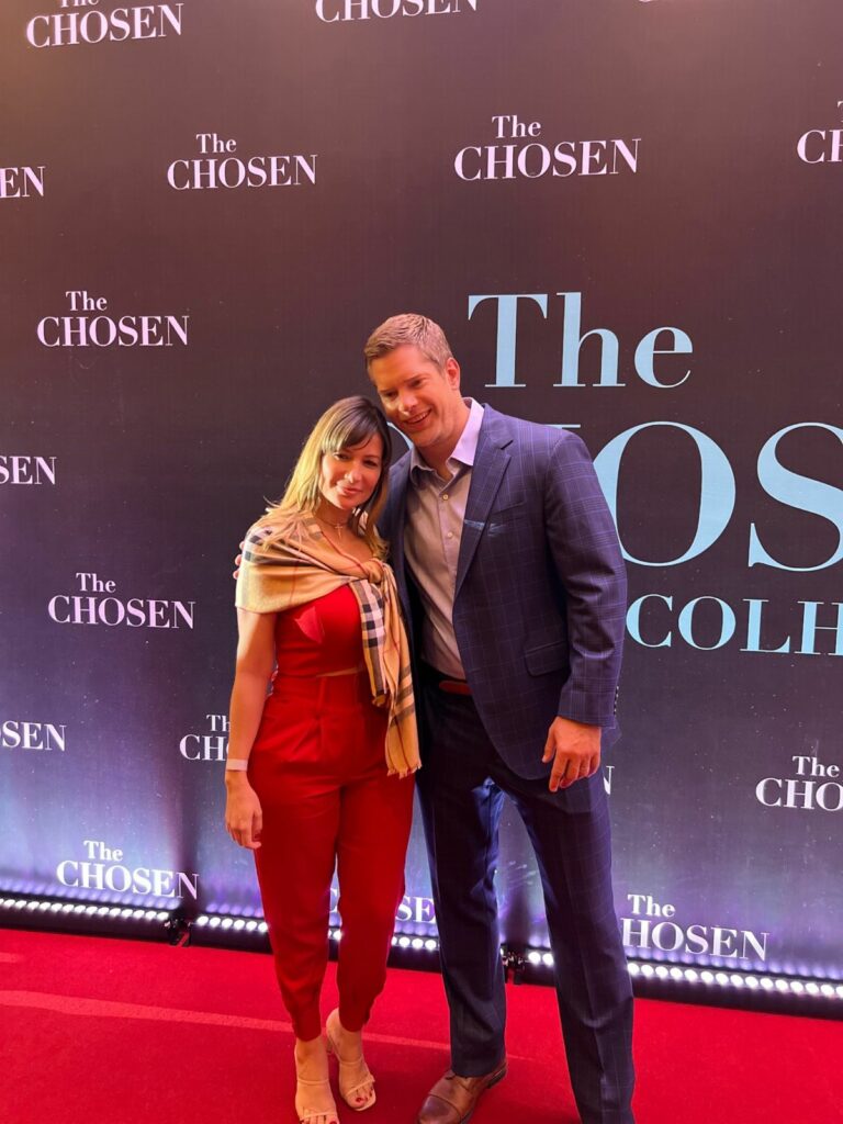 Cantora gospel Elionora Chaves é convidada para conhecer estúdios da ...