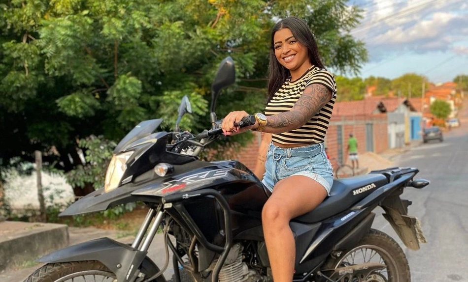 Influenciadora morre aos 21 anos após ser perseguida e baleada em ...