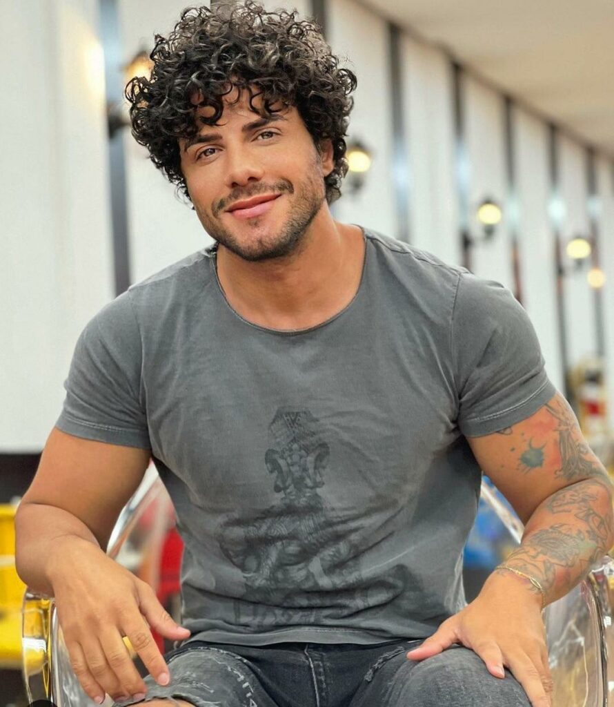 Renato Shippee criador de Karen Kardasha revela que personagem faz ...