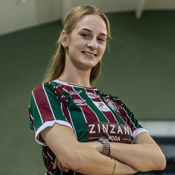 Após ser assaltada duas vezes em 10 dias, Aleksandra Uzelac anuncia sua ...