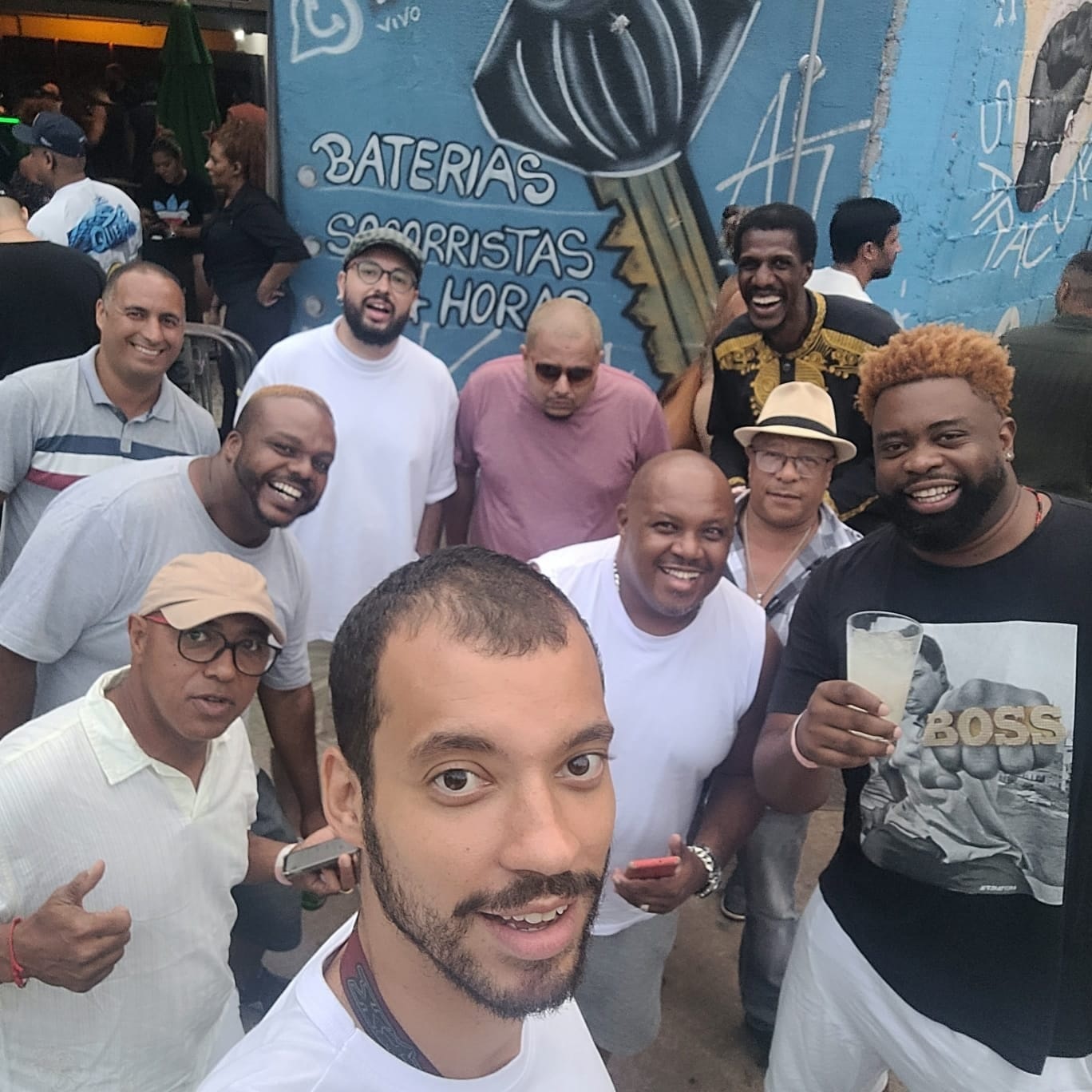 Grupo de Samba apresenta canções com foco no Candomblé e conquista o ...