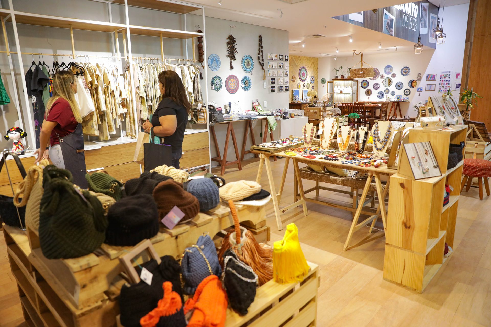 Apoio do GDF ao artesanato impulsiona arrecadação e vendas no setor ...