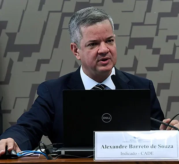 Senado aprova recondução de Alexandre Barreto para o Cade | Jornal de ...