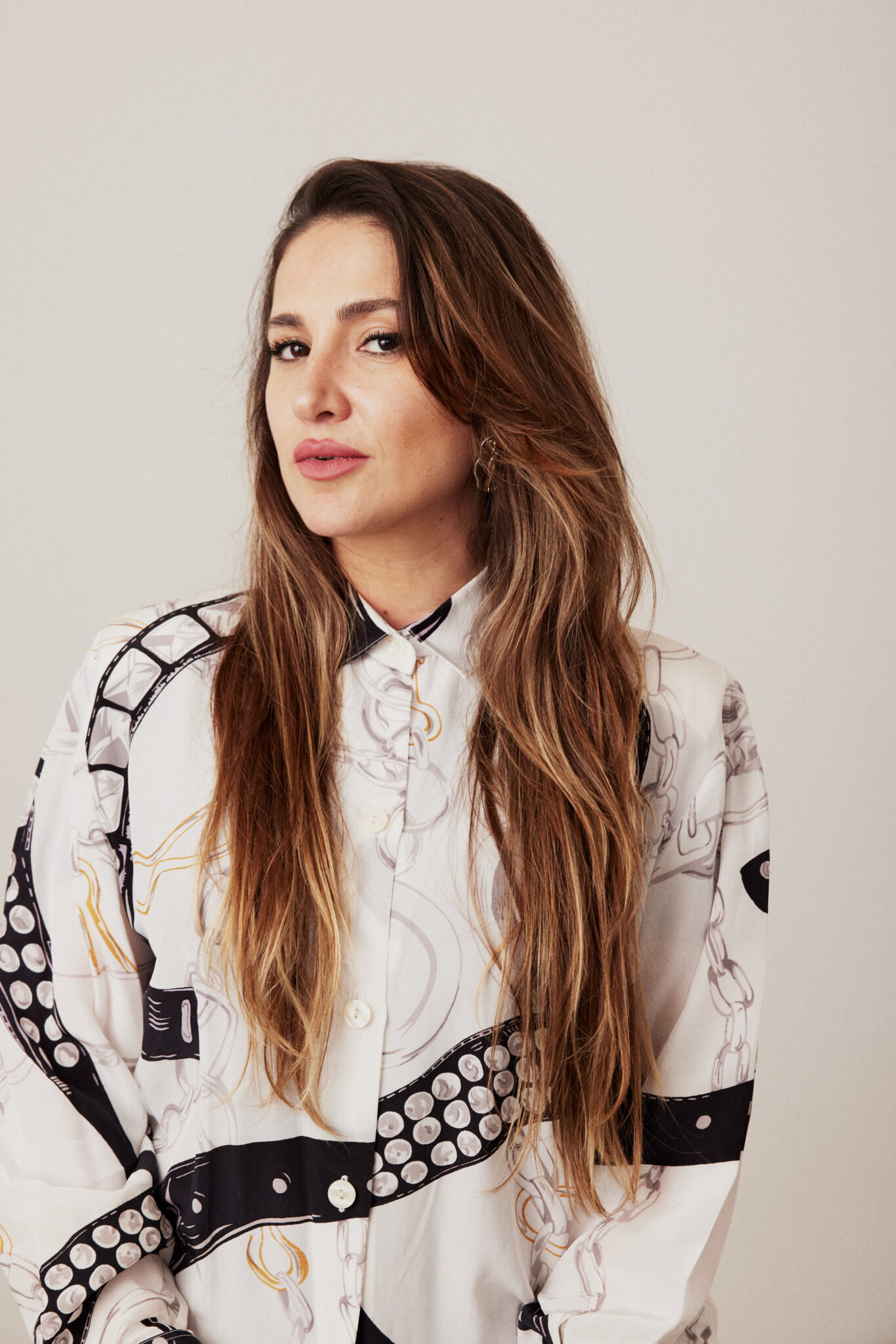 Janeiro Studios chega ao mercado com Koby Gal Raday, Ilda Santiago ...