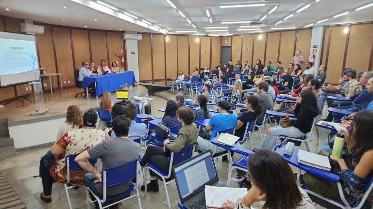 Escola Superior de Ciências da Saúde recebe o Selo de Acreditação do ...