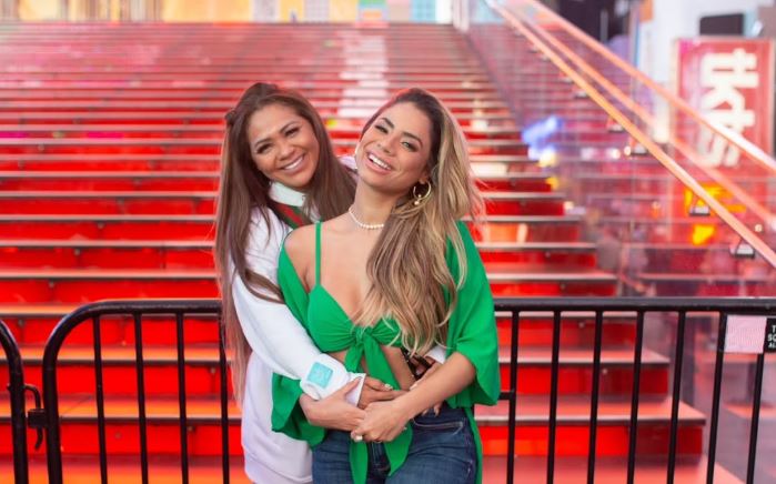 Mãe da Lexa faz fotos de conteúdo adulto no Privacy | Jornal de Brasília