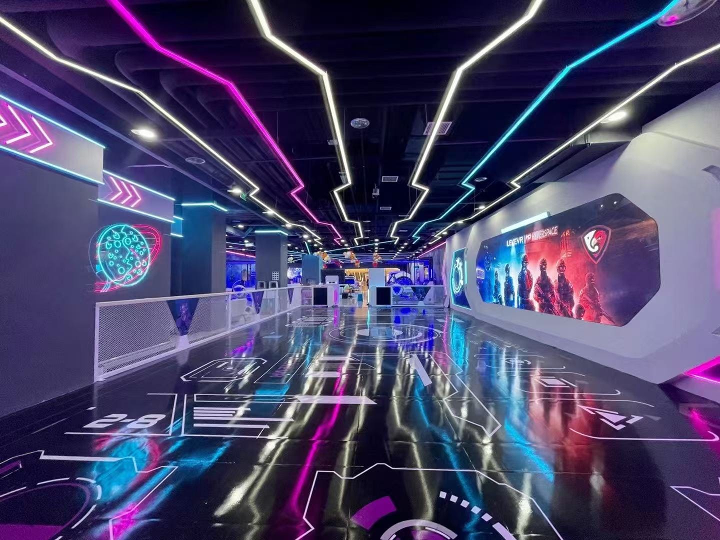 VR LAND: maior parque indoor de realidade mista em um shopping center ...