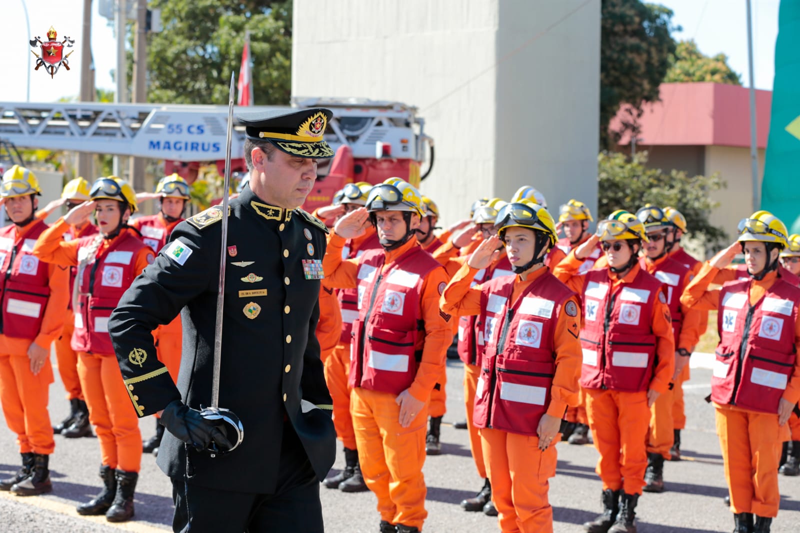 Coronel Moisés Alves Barcelos assume comando-geral do Corpo de Bombeiros Militar do DF | Jornal ...