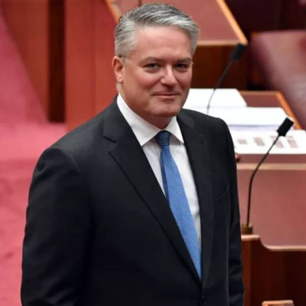 OCDE estende mandato de Mathias Cormann como secretário-geral até 2031 ...