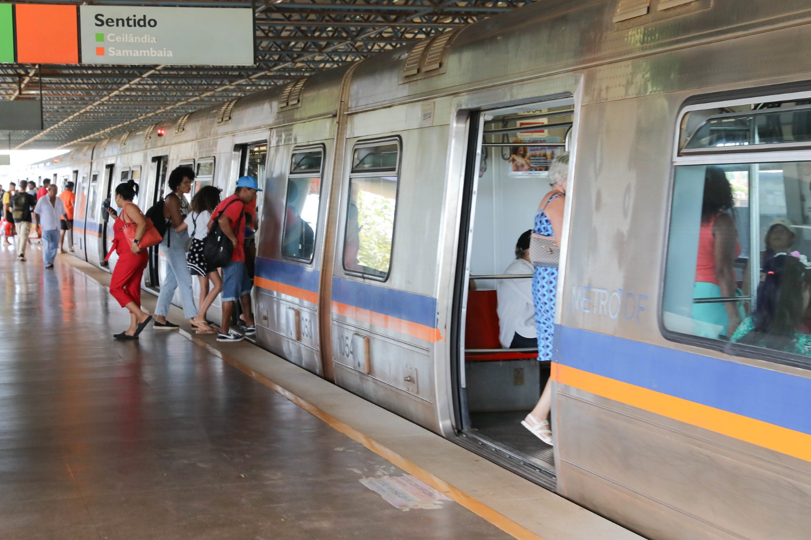 Metrô-DF testa autenticação de identidade dos usuários pela palma da ...