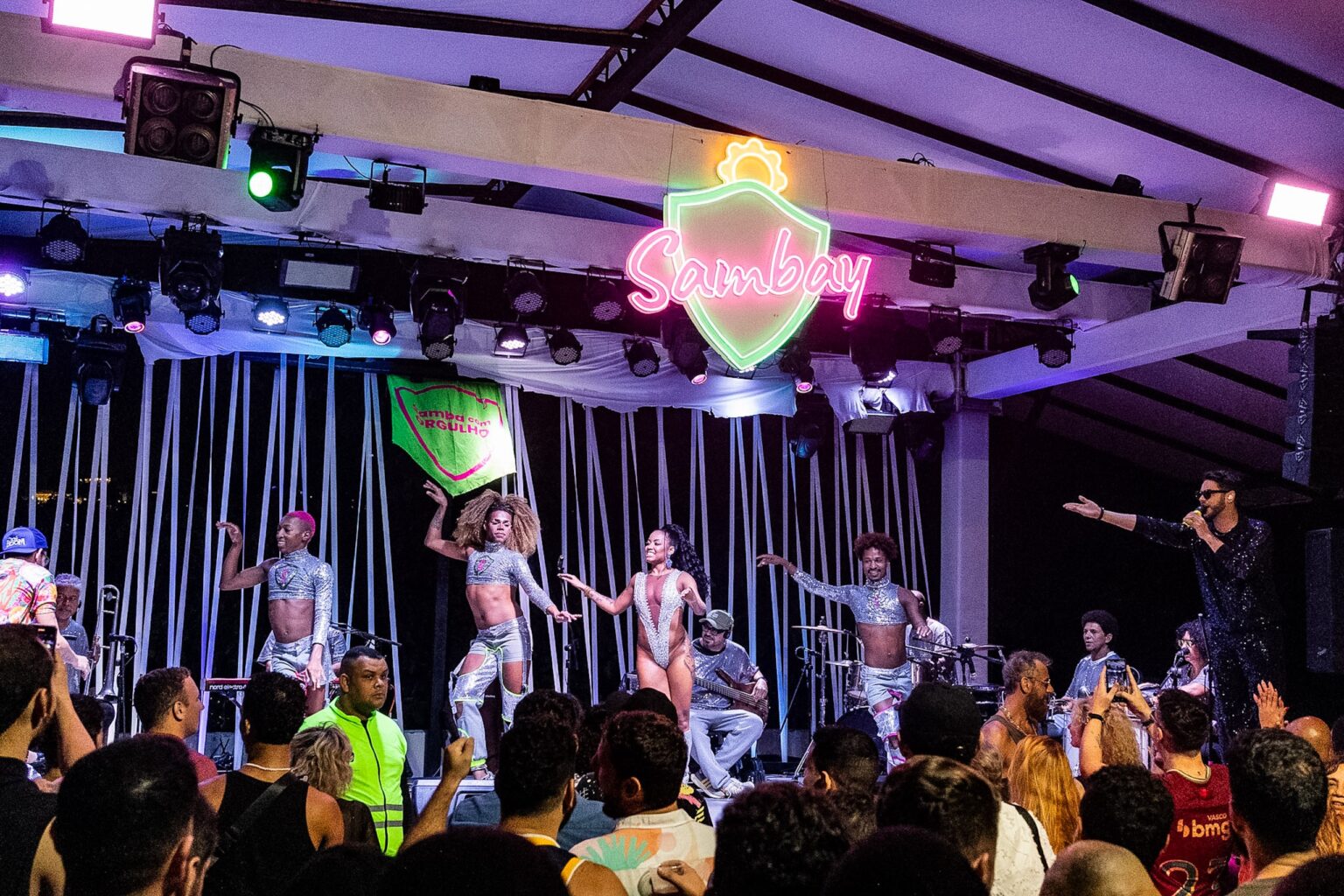 Sambay desembarca em Brasília celebrando o orgulho e o samba | Jornal ...