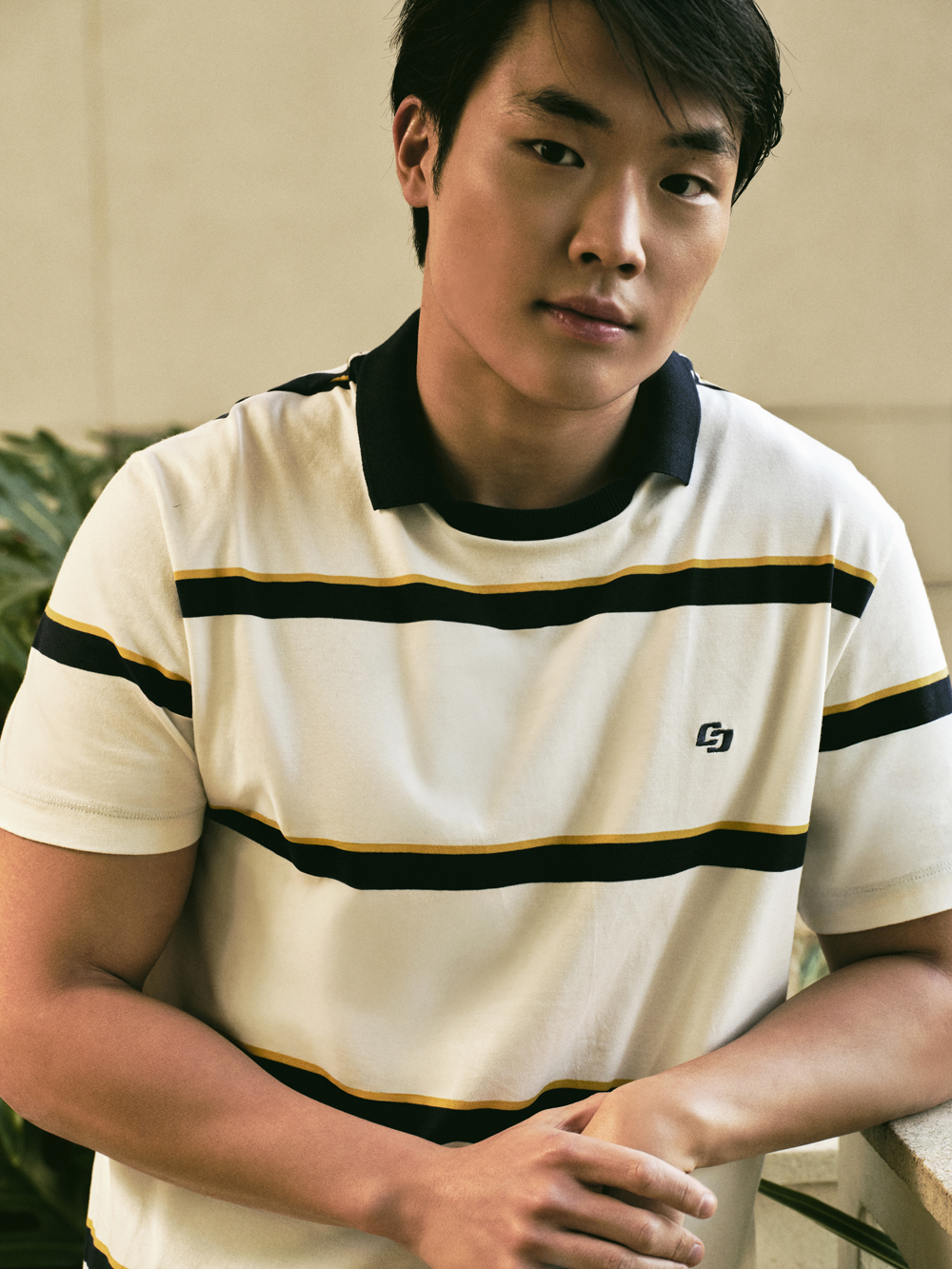 Arthur Paek vira o chef do verão e serve looks Colcci que são um ...