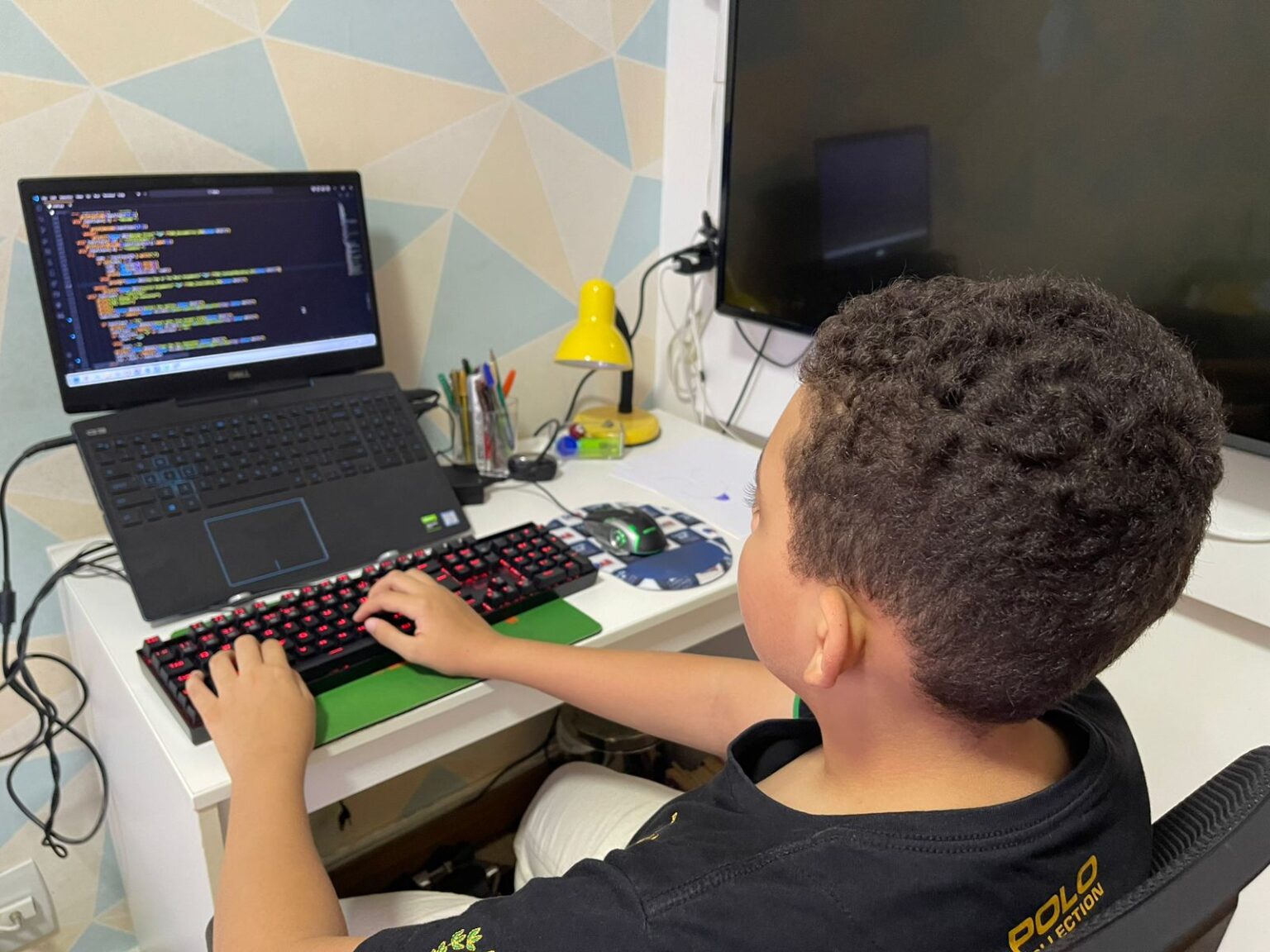 Menino brasiliense de 11 anos cria fórmula matemática inédita | Jornal ...