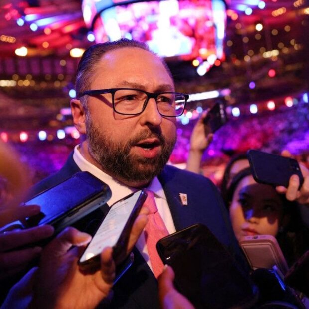 Ex-conselheiro de Trump xinga Lula após crítica a ataque dos EUA ...