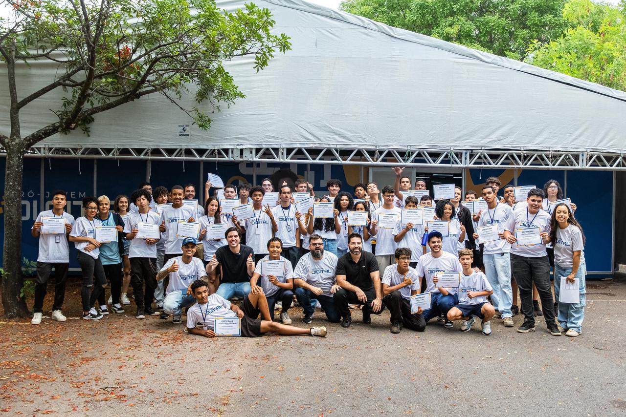 Pró-Jovem Digital inicia em Estrutural e Samambaia a partir de 19 de ...